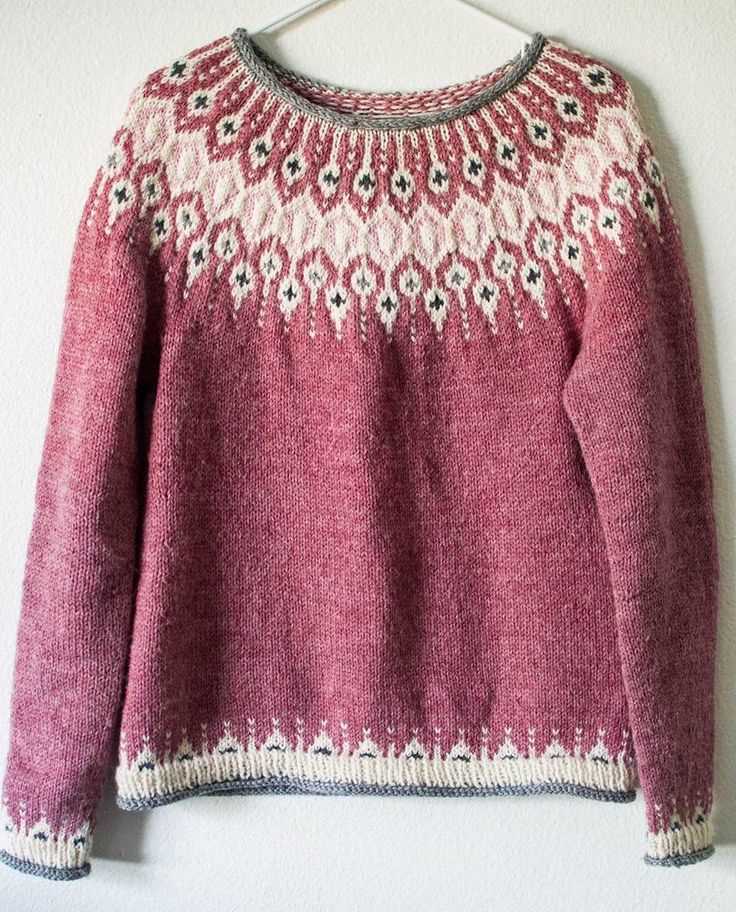 Lovely Knitting Patterns with Lettlopi Yarn