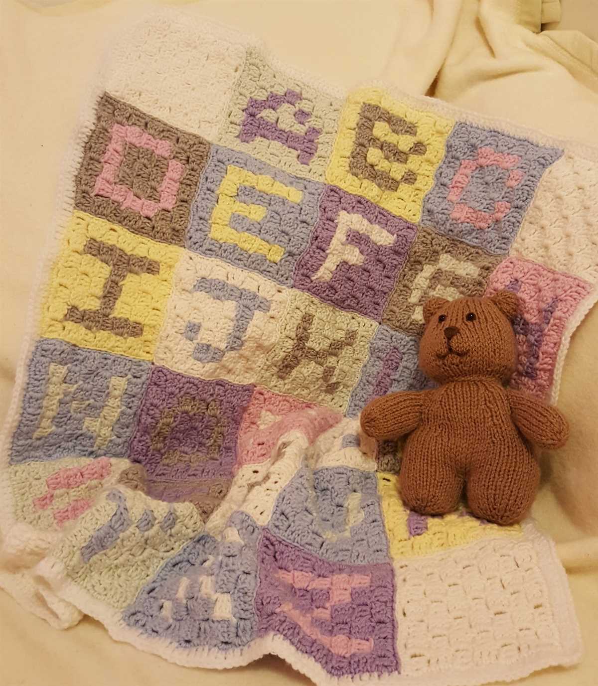 Knit Your Own Personalized Alphabet Blanket with this Free Pattern