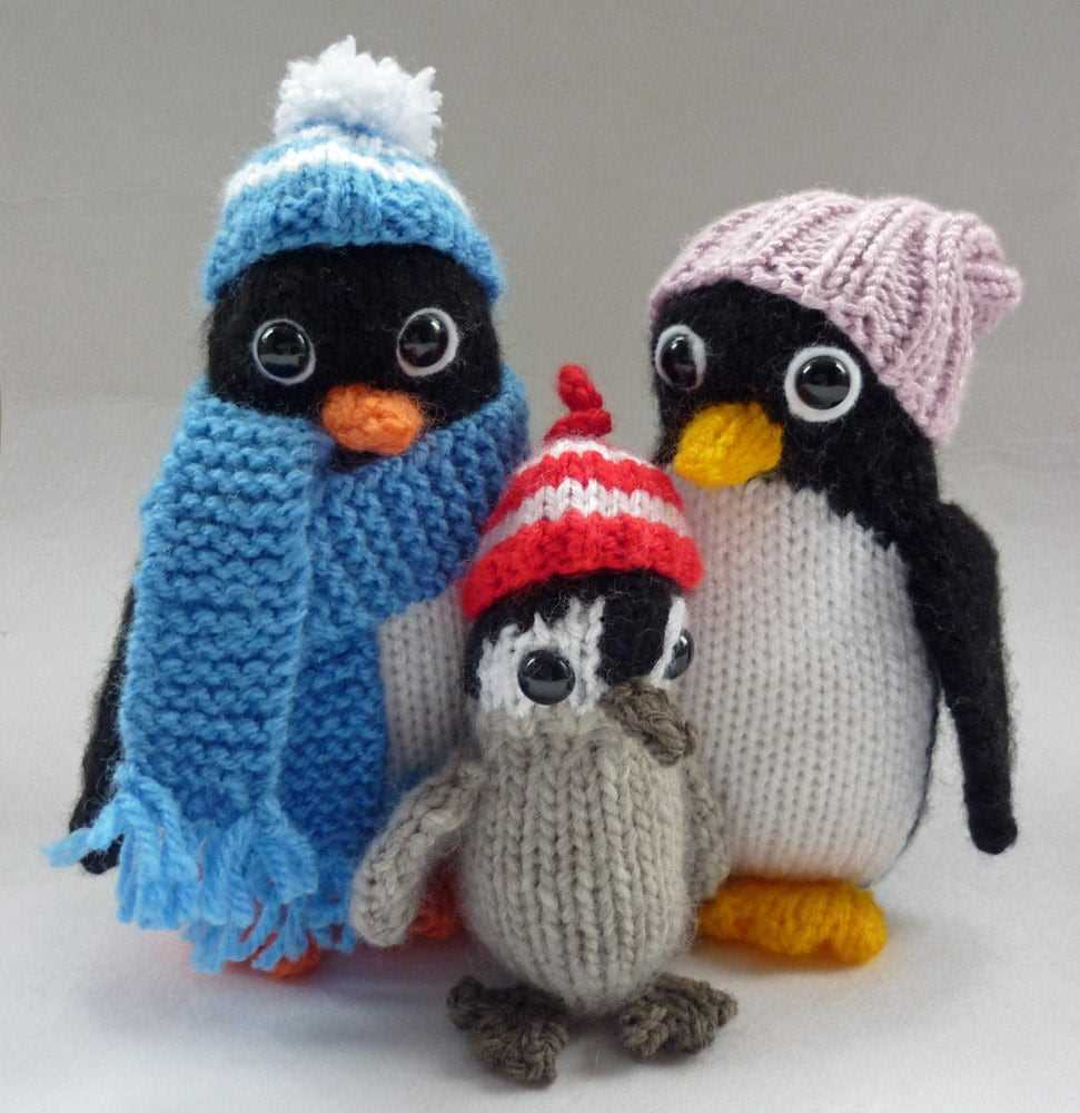 How to Knit an Adorable Penguin Hat