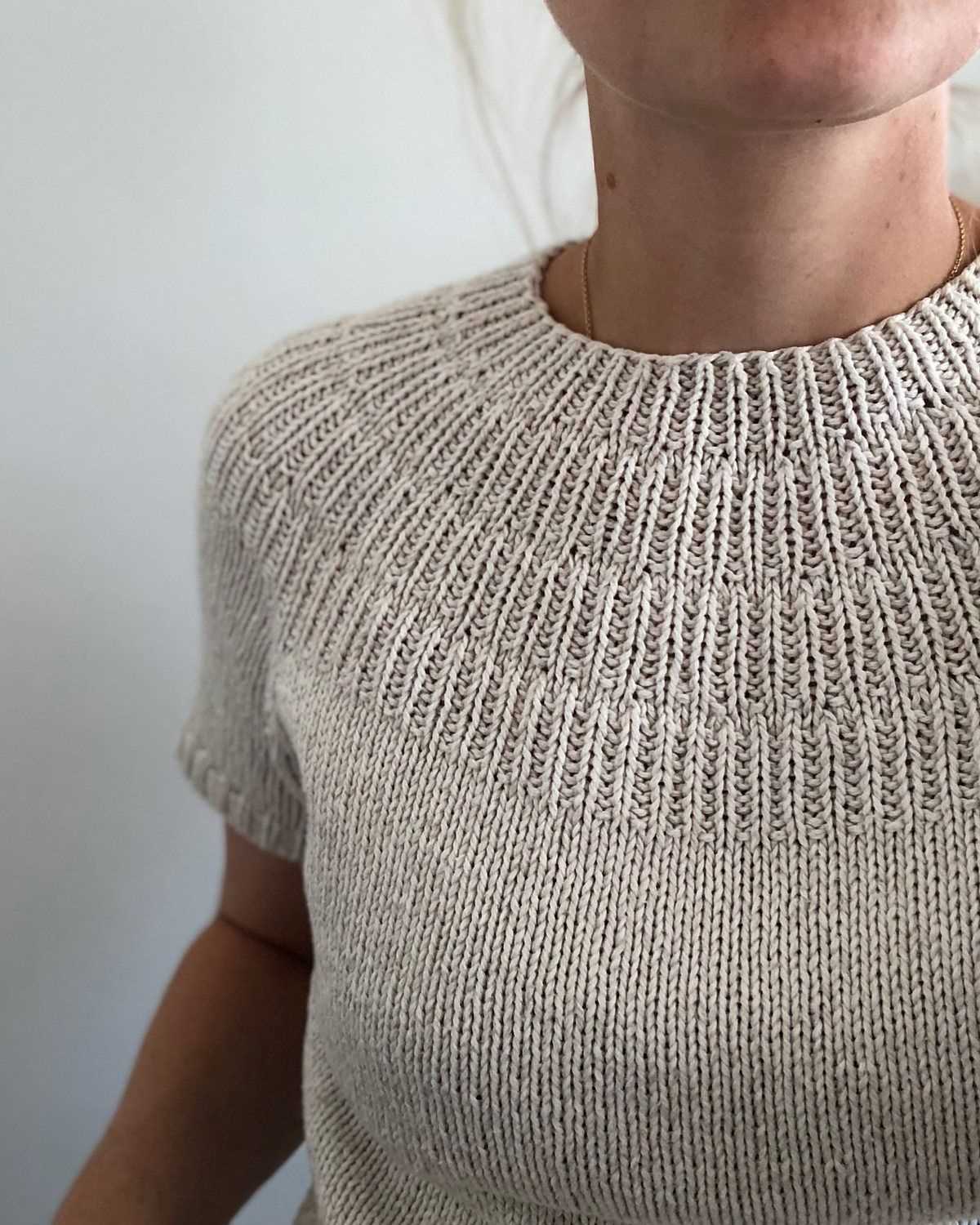 Stylishly Small: Beautiful Knit Patterns for Petite Frames
