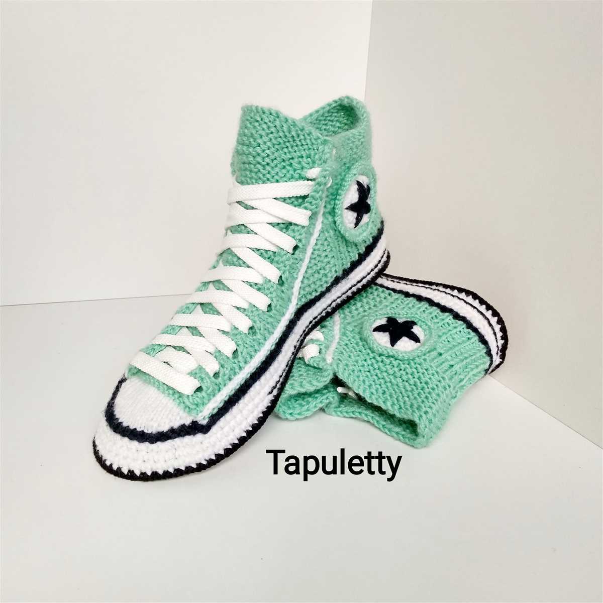 Free pattern for knitted Converse-inspired slippers