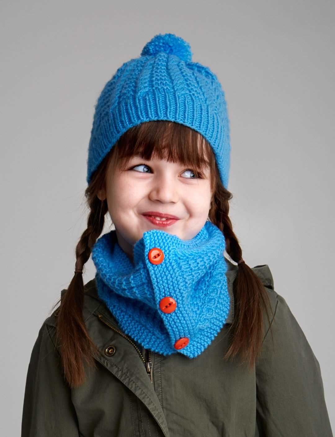 Stylish and Warm: Free Patterns for Knitted Hat and Scarf Sets