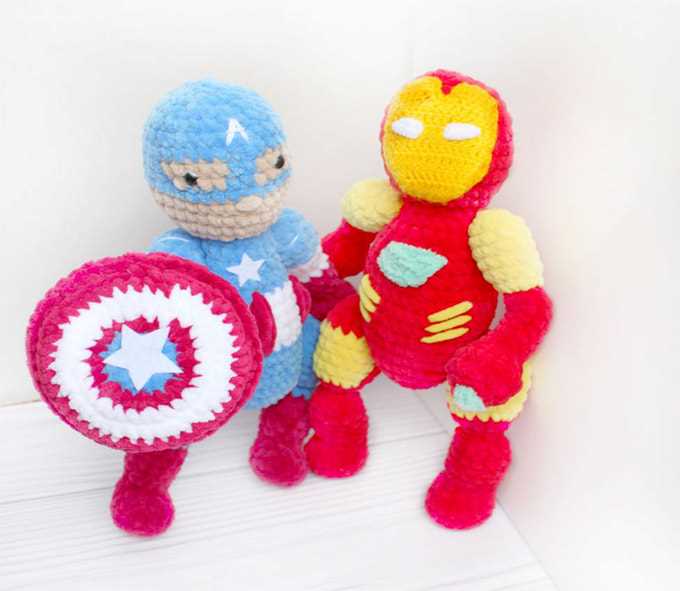 Knit Your Own Captain Marvel: Free Pattern