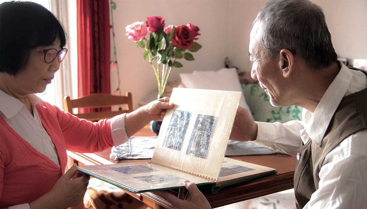Simple Knitting Patterns for Individuals with Dementia