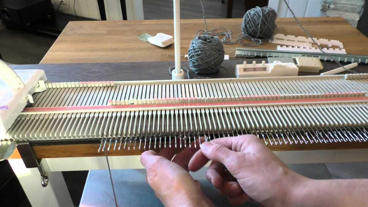 Easy knitting machine patterns for newbies