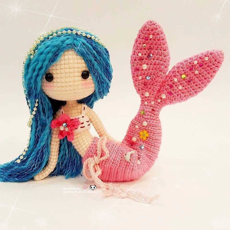 Knit your own mermaid doll for free