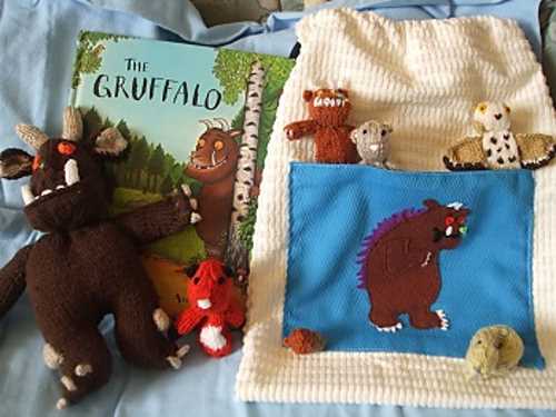 Knit Your Own Gruffalo: Free Pattern Inside!