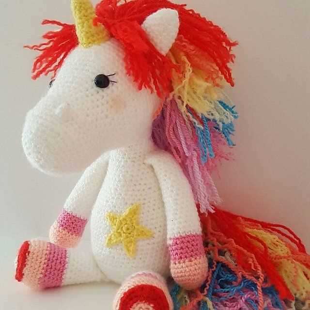 Free Downloadable Unicorn Knitting Pattern
