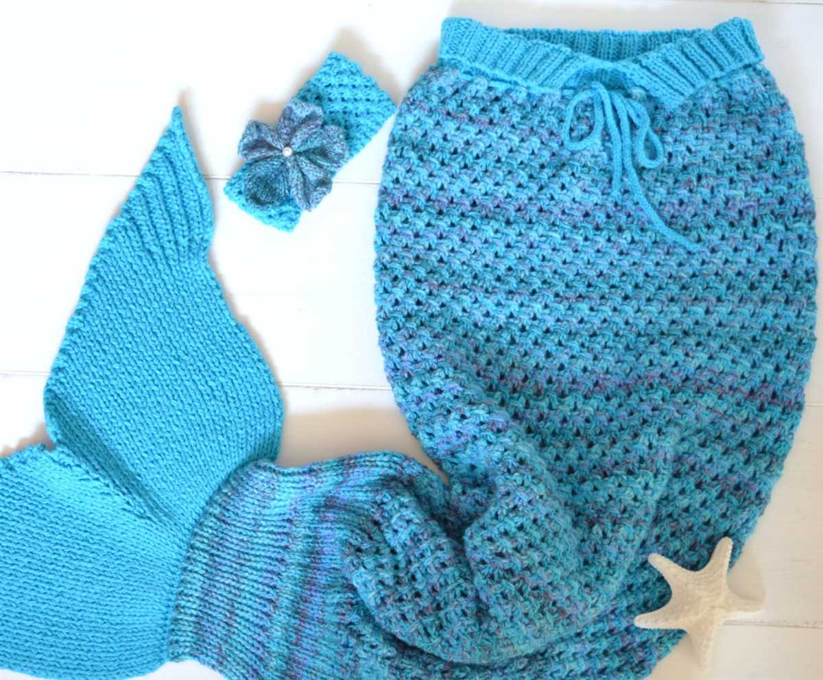 Knit a long-tailed stocking cap with this pattern