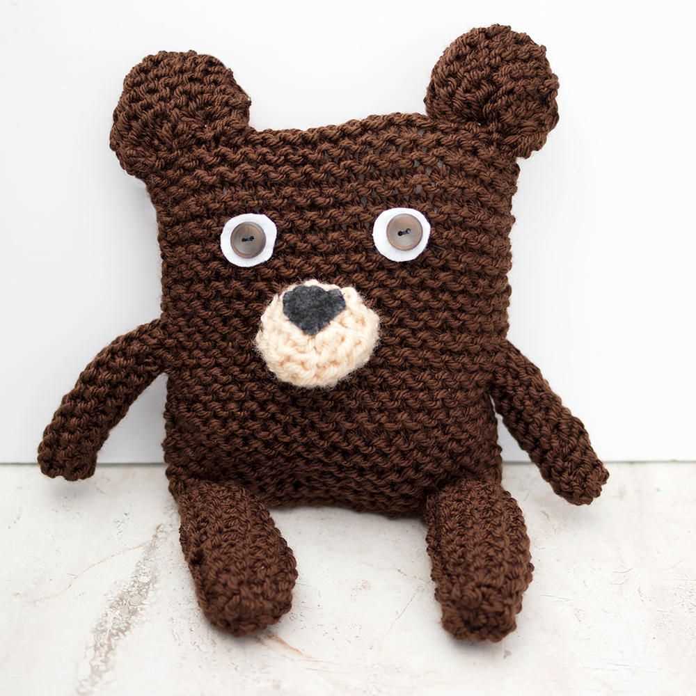 Simple knitting patterns to create adorable stuffed animals